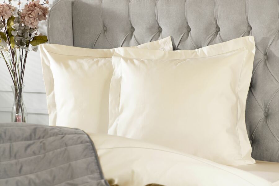 Ivory Cotton Sateen 1000 Count Duvet Cover | Belledorm